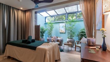 Sala(s) para tratamentos a casais, sauna, banheira de hidromassagem