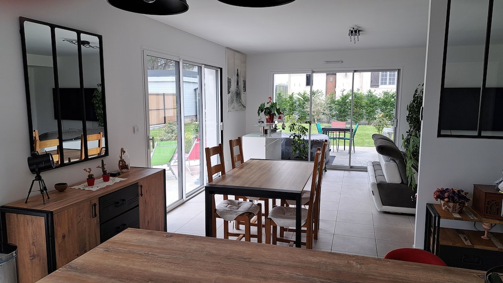 Maison Neuve à St Armel Dans Le Golfe Du Morbihan Et Son Jacuzzi 6 Places - Sarzeau