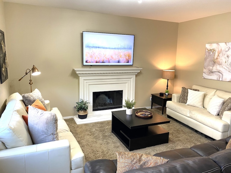 Spacious 4br Home 2 King Beds Quiet Gated Community 30+ Day Stay - Aliso Viejo, CA