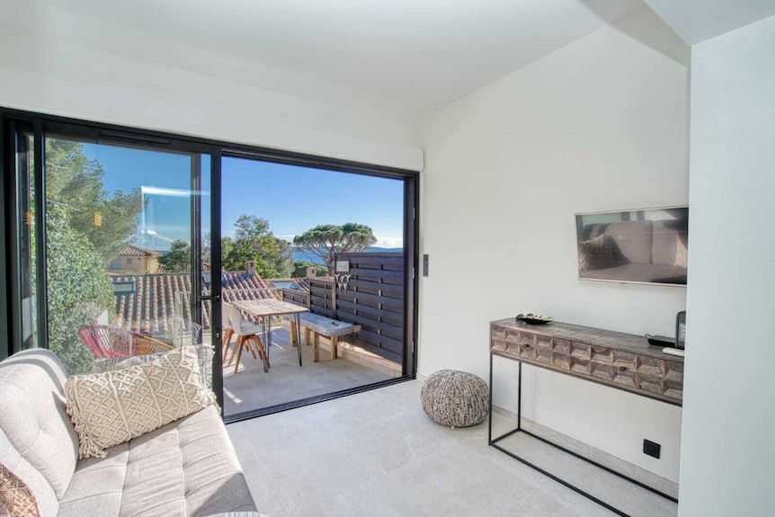 Mas Avec Vue Mer Face Au Golfe De St-tropez - Saint-Tropez