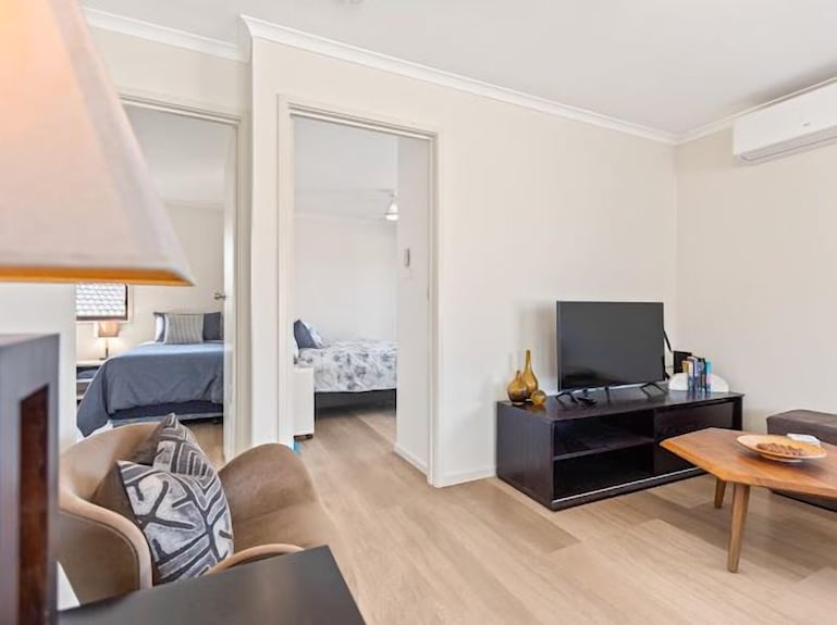 Breathtaking Clifftop Ocean Views In Eden - Unit 12 Bob And Zitas Escape - Eden