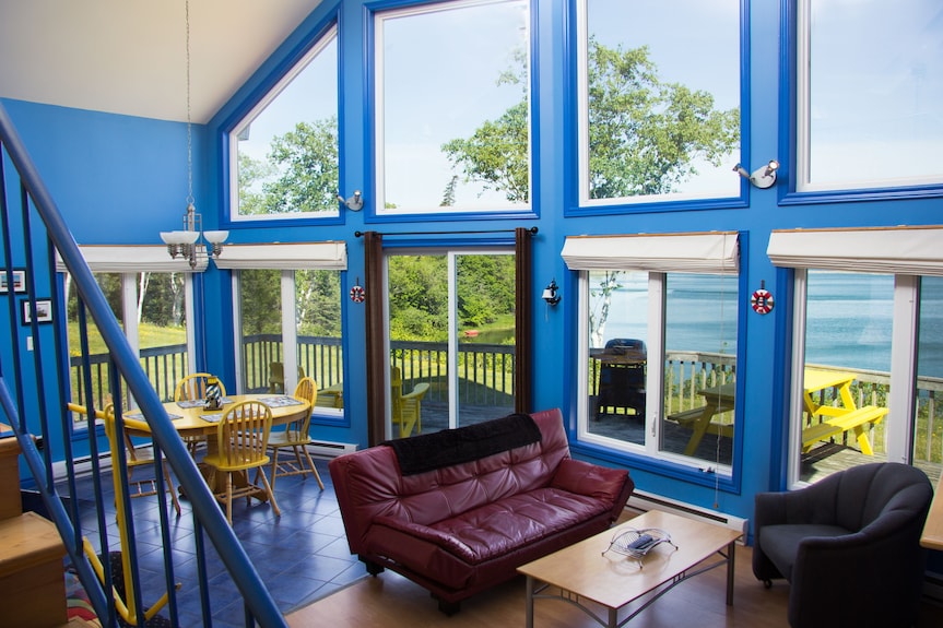 Nautical Ocean Front Cottage On The Shores Of The Highest Tides In The World. - Nova Scotia