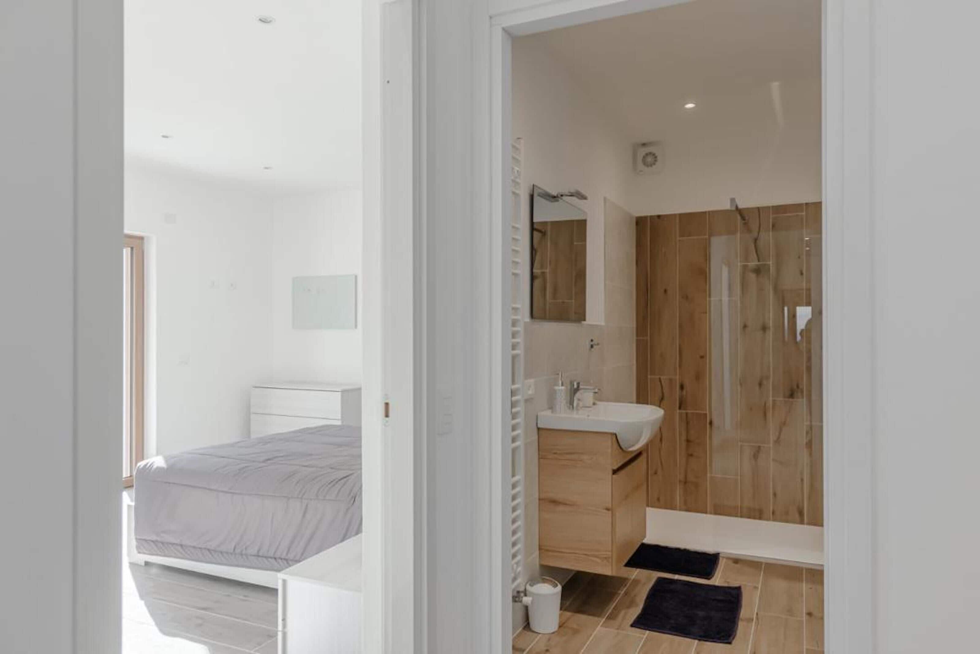 Apartamento panorâmico | Banheiro | Chuveiro, secador de cabelo, bidê, toalhas de banho