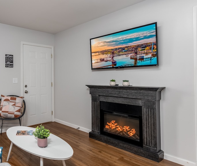 Starved Rock & Ottawa Retreat Amazing Getaway Home - Illinois