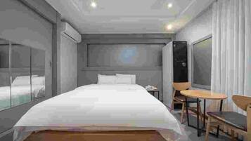 Quarto Duplo Deluxe | Com decoração personalizada, com mobília individualizada, Wi-fi grátis