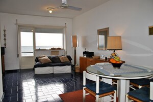 Casa, 2 quartos, fumadores, varanda | Sala