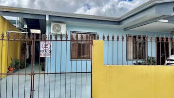 Entrada do alojamento