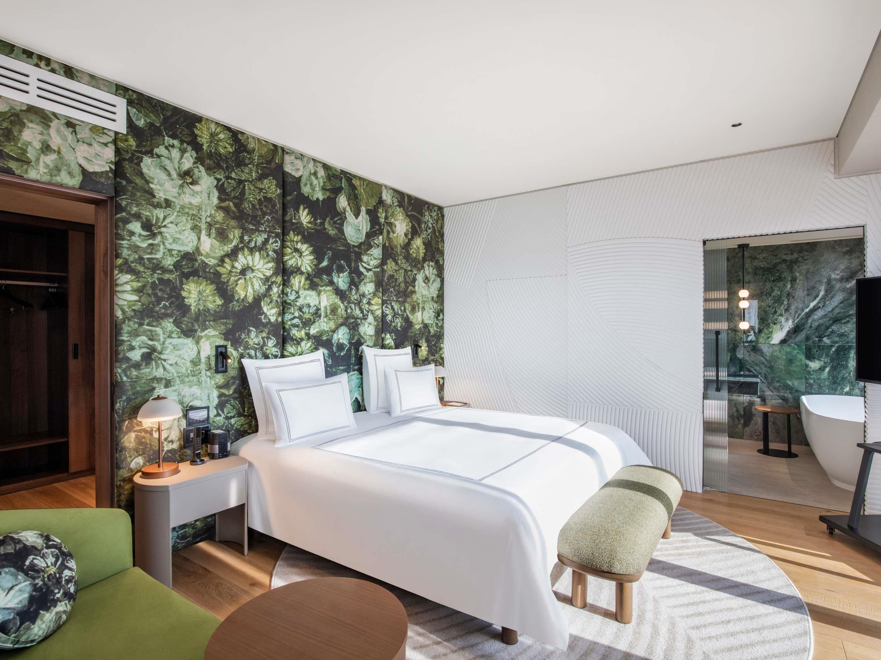 Suite Presidencial, 1 cama king-size, terraço | Roupa de alta qualidade, minibar, cofre no quarto, secretária 