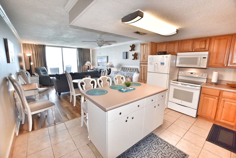 1405 Waters Edge Resort 1 Bedroom Condo By Redawning - Surfside Beach, SC