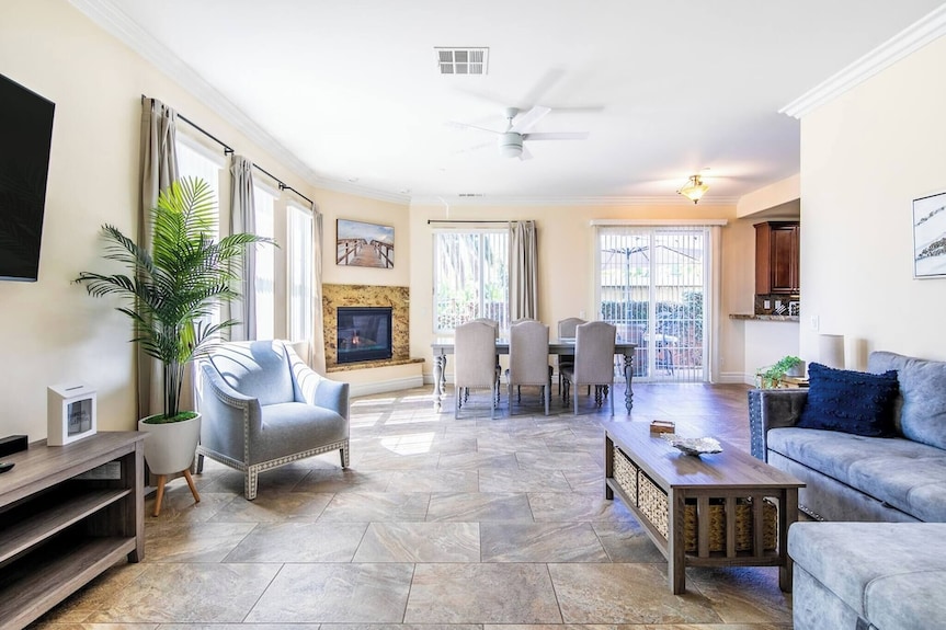 Sandy Feet Retreat, 4 Bed Home Close To Beach - San Elijo State Beach, Cardiff