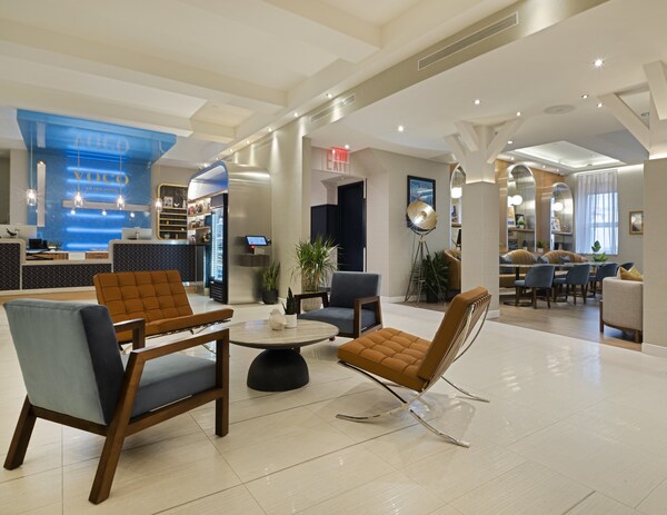 Voco Fiorello - Laguardia Airport By Ihg - Port Washington, NY