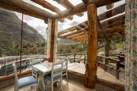 Terraço/pátio interior. Estancia San Juan