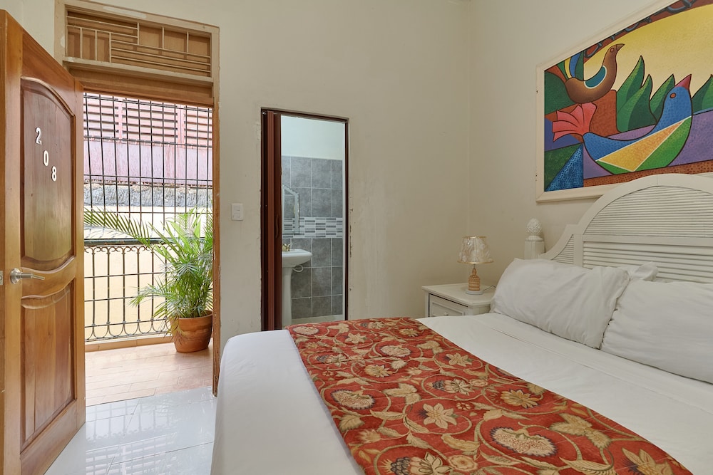 Sunset Terrace Suite: Stylish 1bd/1ba Oasis With Views Of The Zona Colonial - Santo Domingo