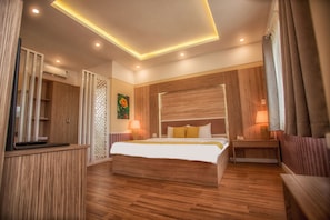 Quarto de Luxo | 1 quarto, secretária, quartos insonorizados, Wi-fi grátis