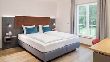 Quarto Duplo ou Twin Superior | 1 quarto, cofre no quarto, secretária
