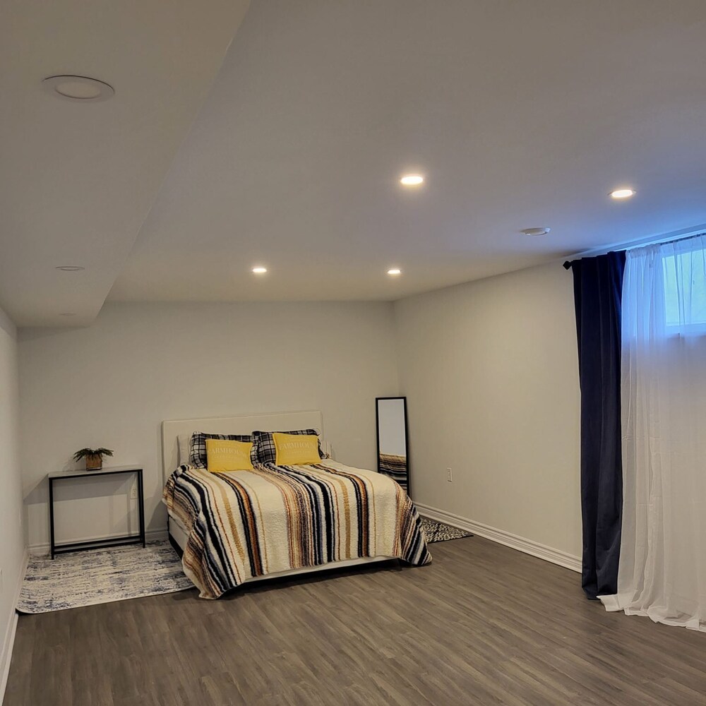 Beautiful home in a perfect location between Ottawa and Montreal ...