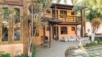 Fachada da propriedade
