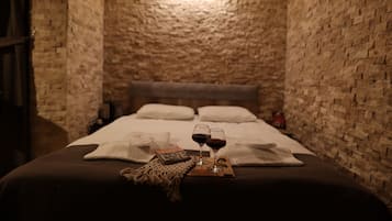 Quarto luxo, sacada | Wi-Fi de cortesia