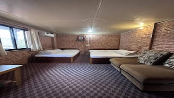 Quarto Familiar | Wi-fi grátis, roupa de cama fornecida