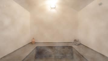 Sala(s) para tratamentos a casais, sauna, banheira de hidromassagem