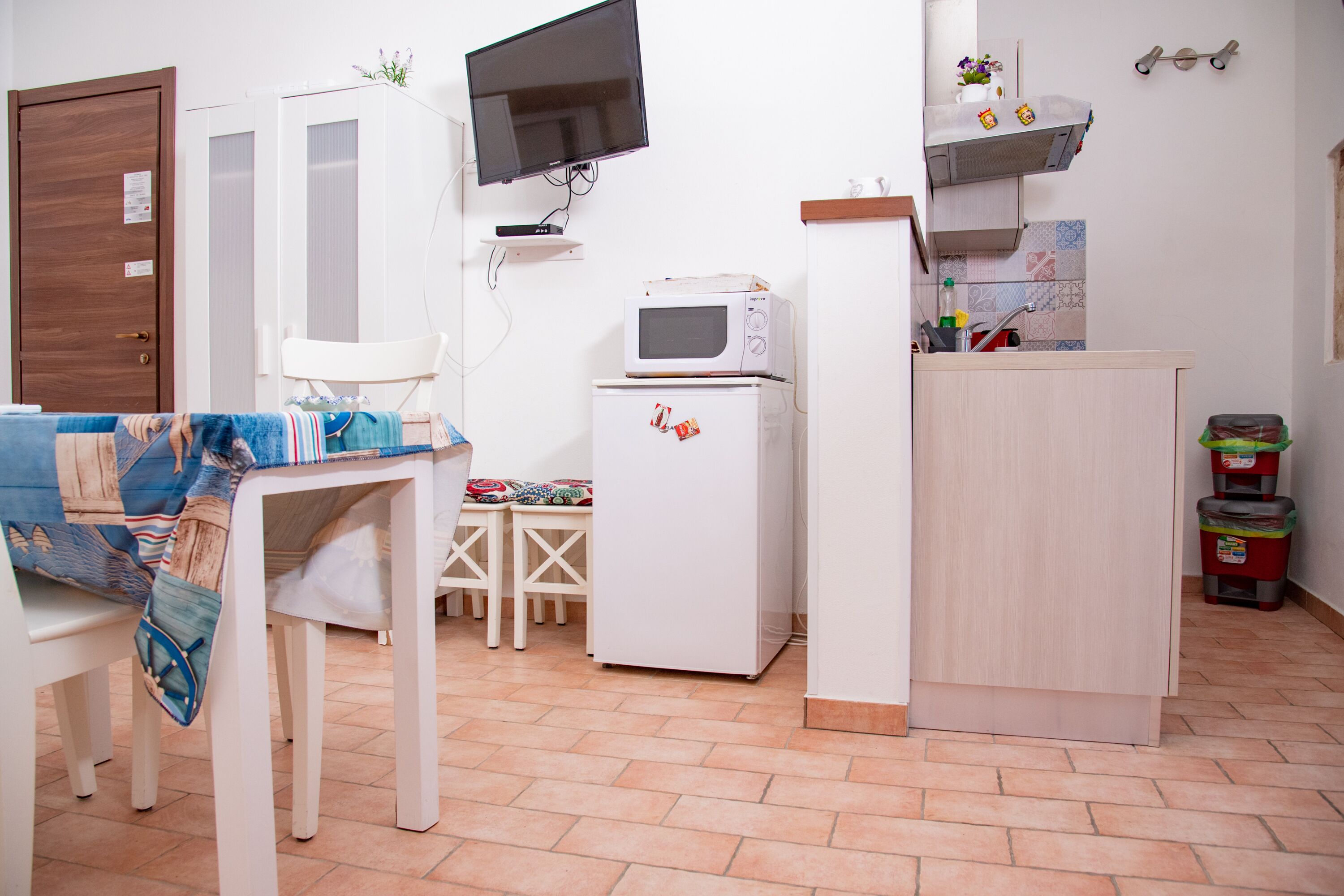 Xenia Home 200m From Sea in Syracuse: Find Hotel Reviews, Rooms, and ...