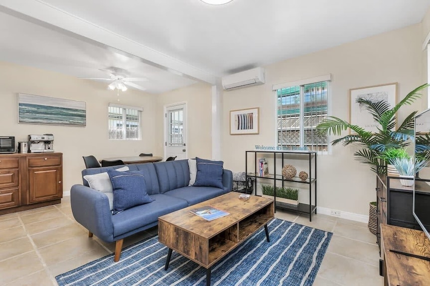 Quiet, Comfortable Sunset Ocean Beach Apartment! - San Diego Airport (SAN)