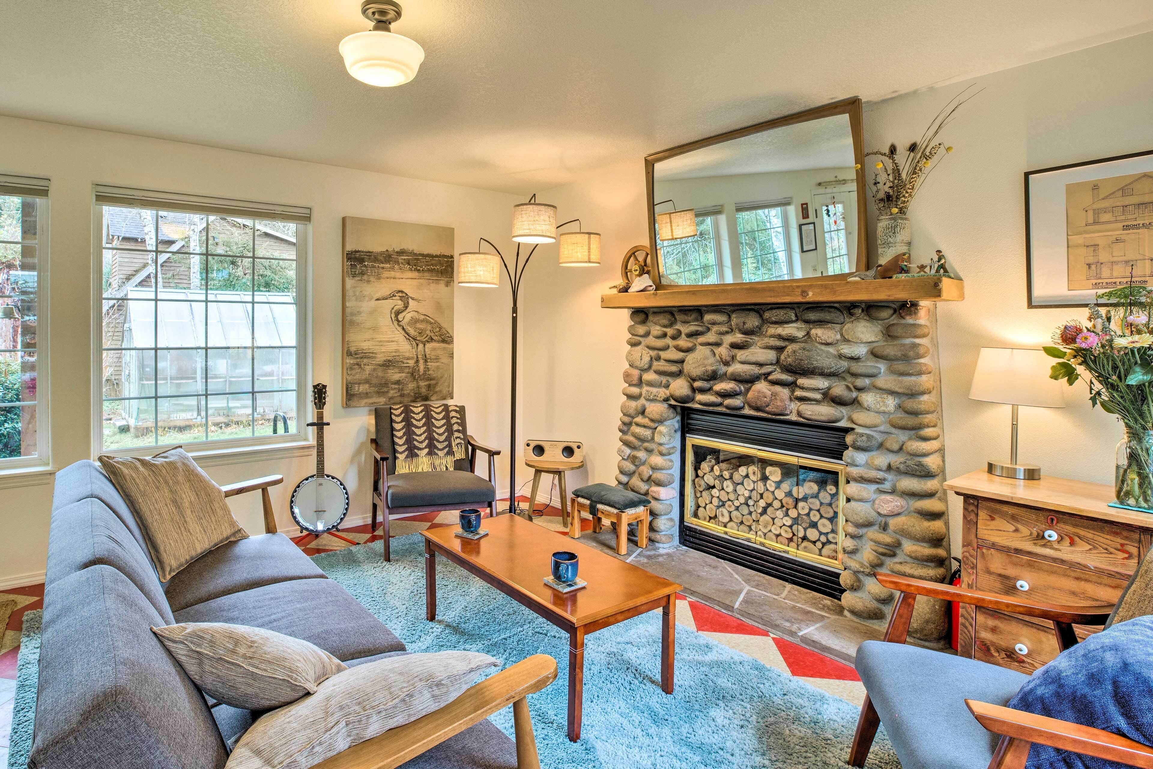 Charming Rockaway Beach House, Walk To Ocean! - Oregon