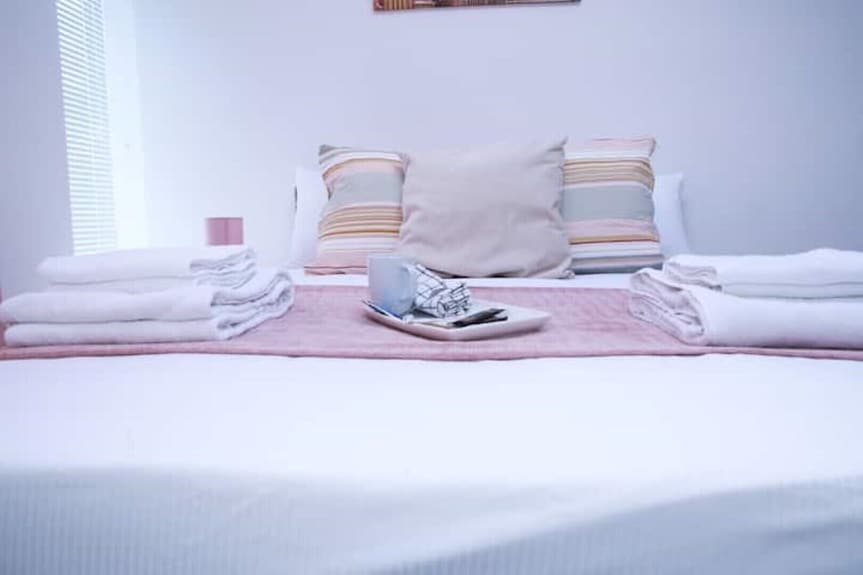 Harrow Luxury Apartment With Free Parking. - Londres