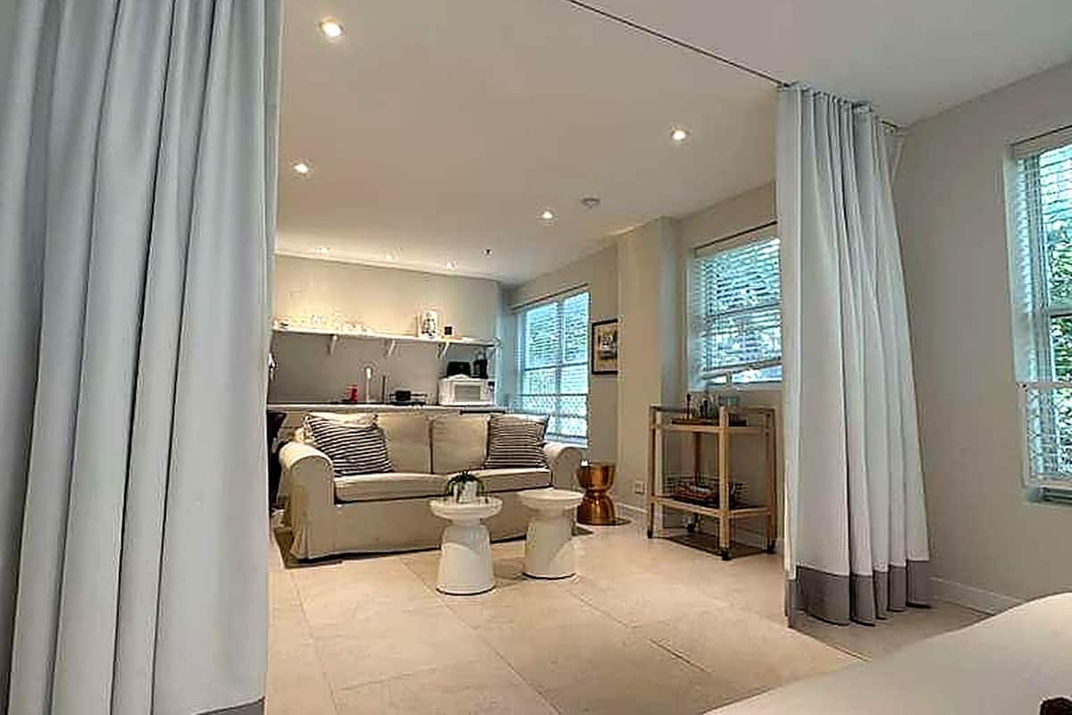 Apartamento Deluxe | Sala de estar