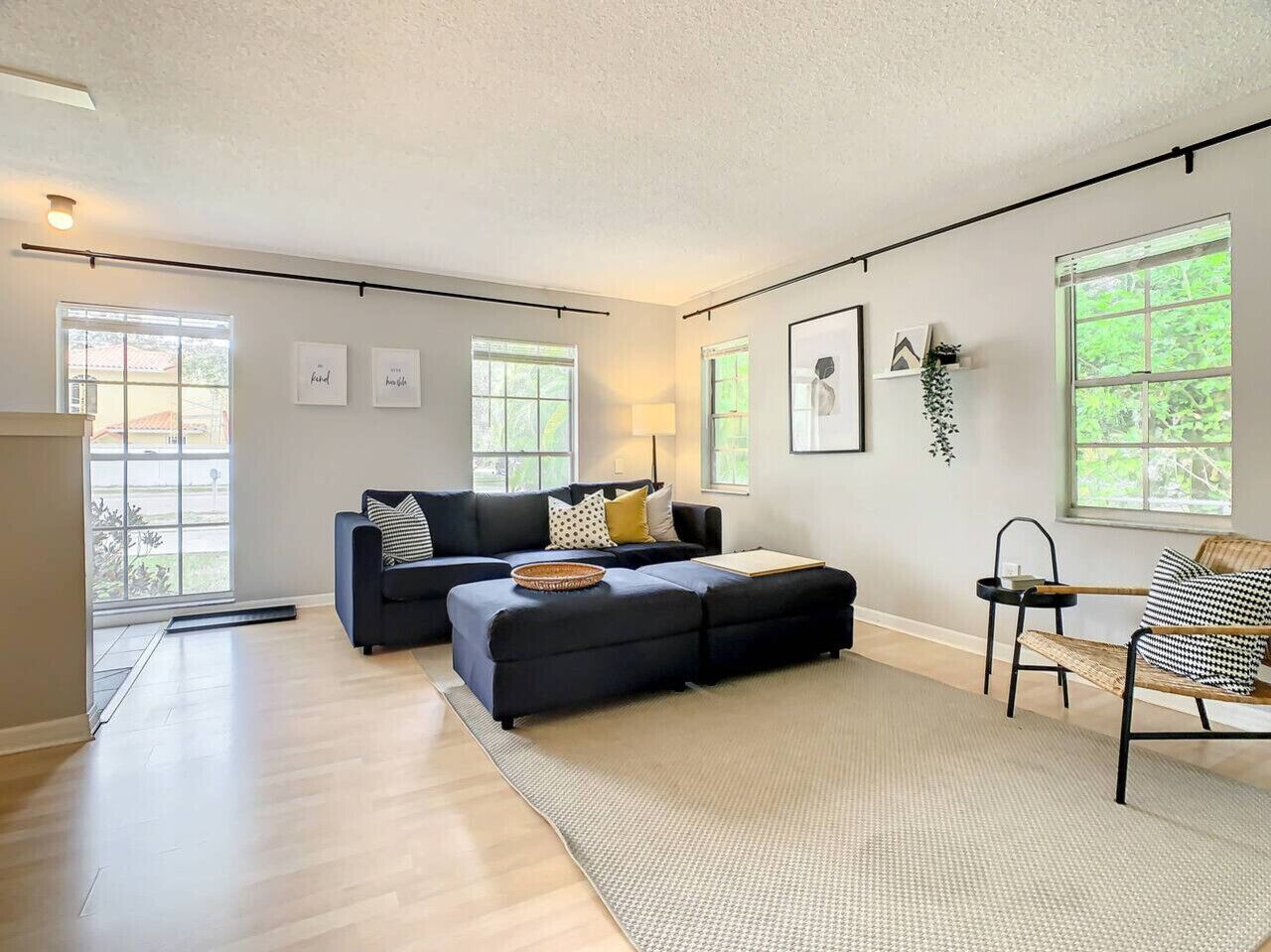 The Natural Retreat Near To Siesta Key & Downtown Sarasota - Siesta Key, FL