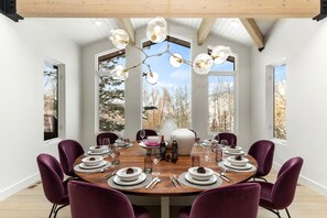 Estúdio (6 Bedrooms) | Restaurantes