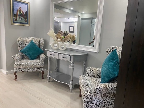 Carter's Nest Villa - Kingston