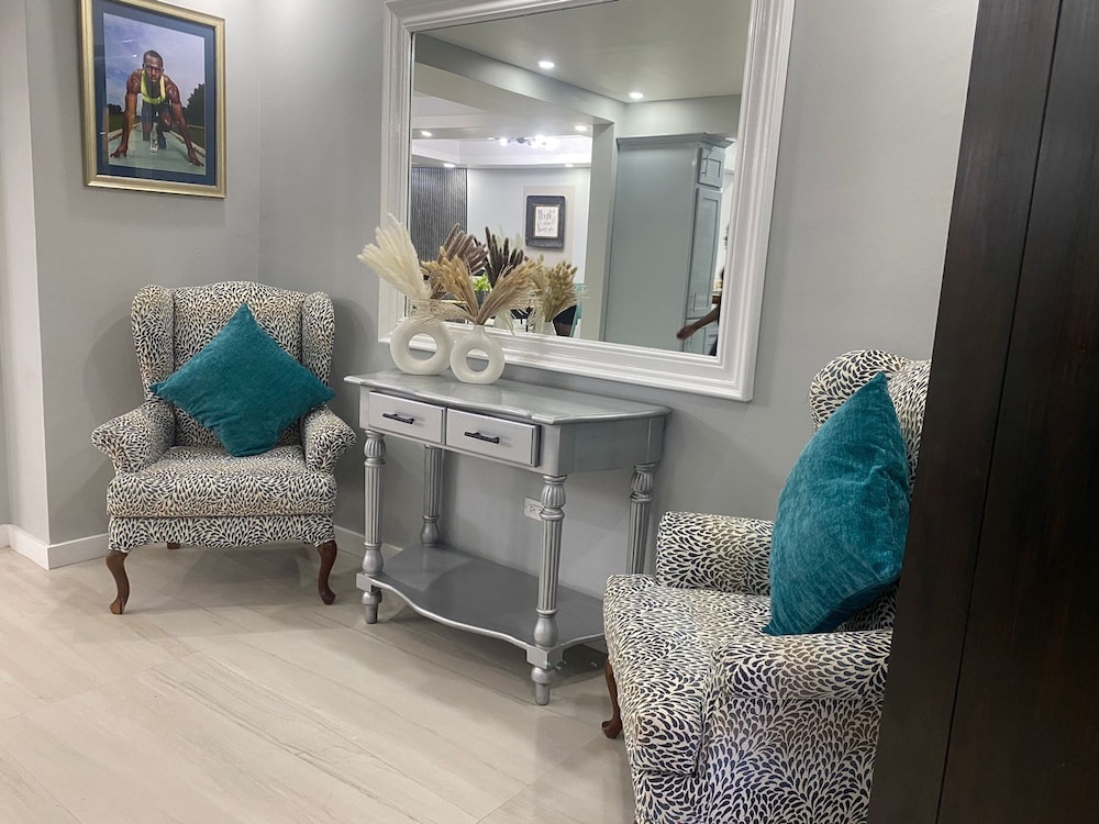 Carter's Nest Villa - Kingston