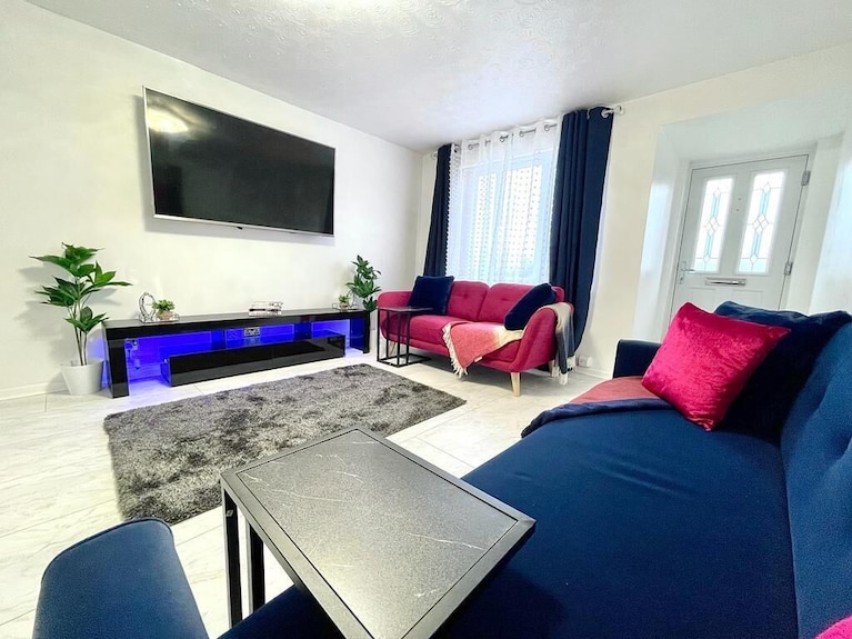 House 32 Delightful, Clean 2 Bed House Close To A Golf Course - Bolton