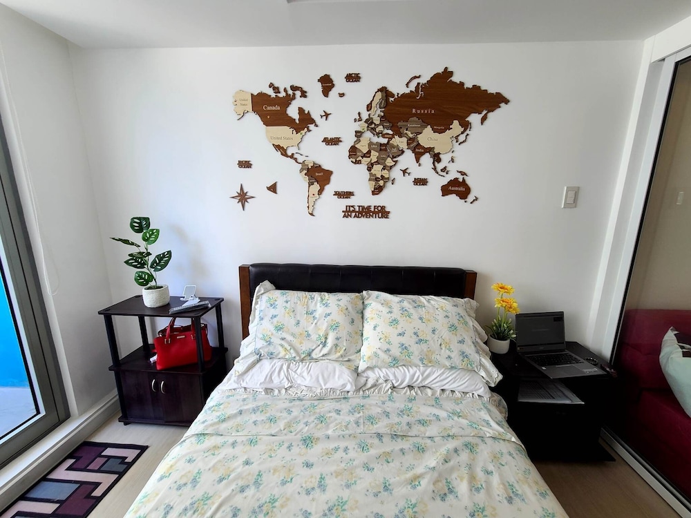 Cozy And Relaxing Staycation - 3 Minutes Walk To Beach Pool - Las Piñas