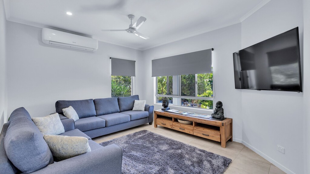 Tranquillity By The Sea - Hideaway Bay