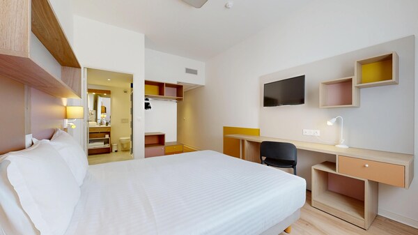 Apparthôtel Privilodges Toulon Centre Gare - Côte d’Azur