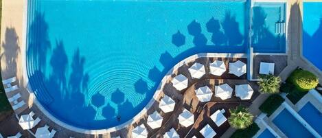 Piscina exterior sazonal