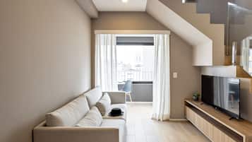 Dúplex Tradicional, 1 cama de casal | Sala | Smart TV de 40 polegadas com canais digitais, televisor