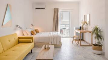 Quarto superior | 1 quarto, frigobar, escrivaninha, quartos à prova de som
