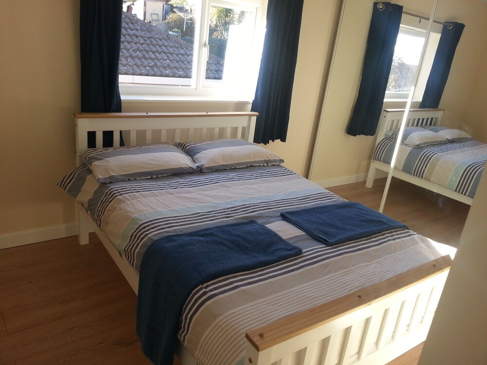 Immaculate 3-bed House In Bristol With Fast Wifi - Bristol
