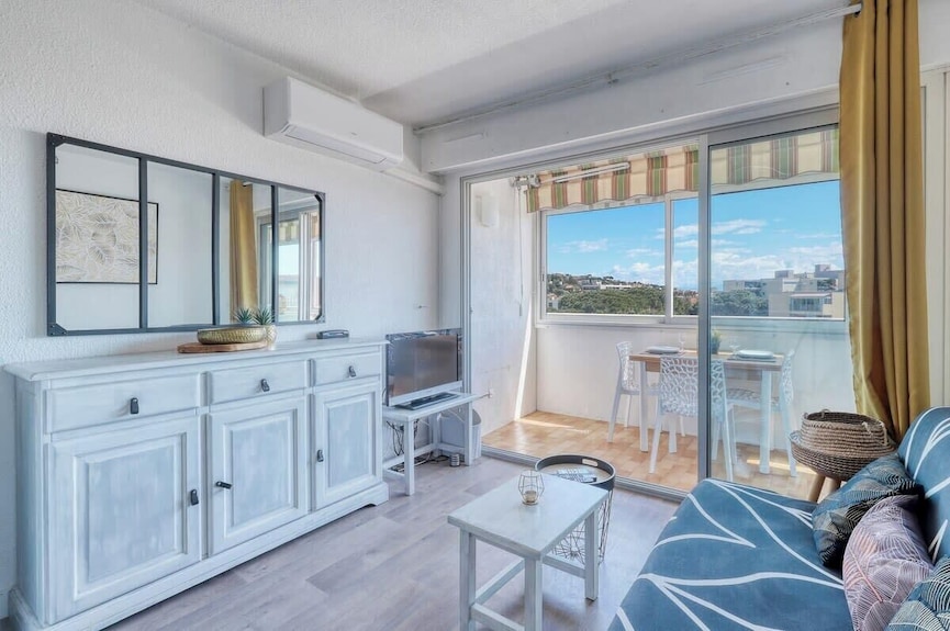 T2 à 600 M De La Plage ! Climatisé - Plage du Lavandou