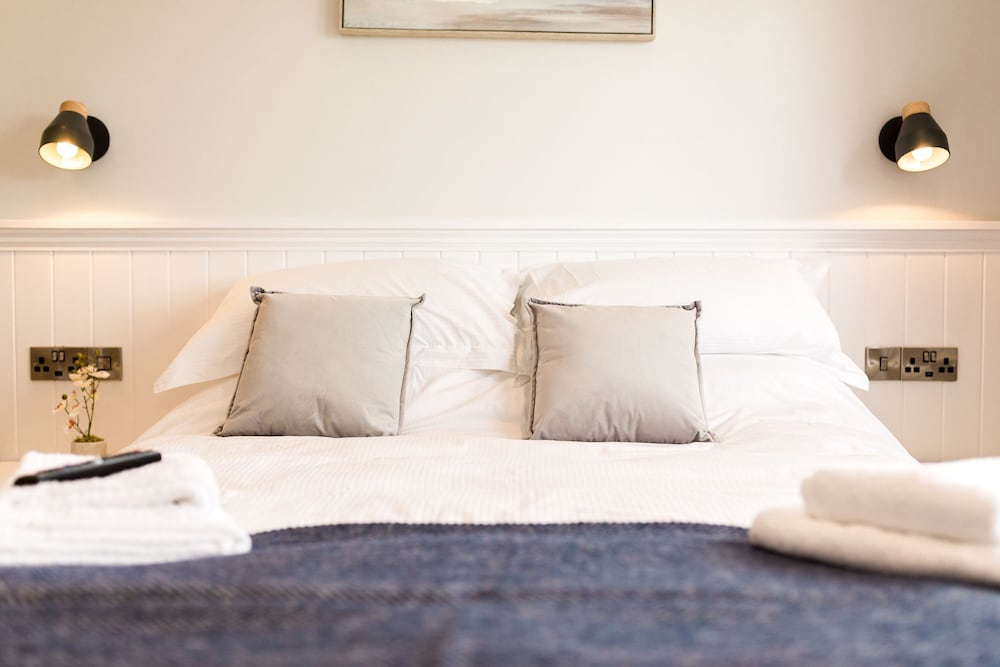 Seascape - A Lodge That Sleeps 4 Guests In 2 Bedrooms - Gatehouse of Fleet