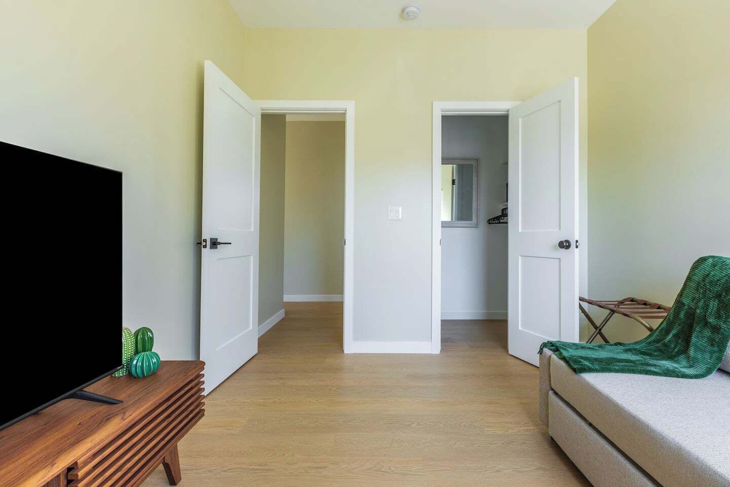 Come Live The Sunny & Relaxing Socal Life In Our Brand-new Sunny Beach Getaway - Norwalk, CA