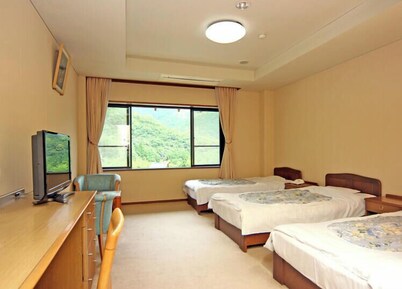 Tsurunoyu Onsen
