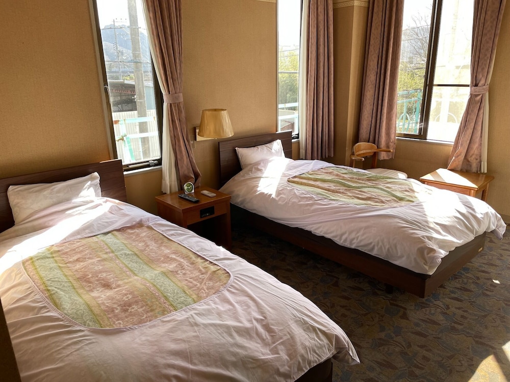 Twin Room With Bath 2nd Or 3rd Floor Lunch Box Service Plan / Shiso Hyōgo - Himeji