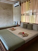 Quarto quádruplo família | Wi-Fi de cortesia