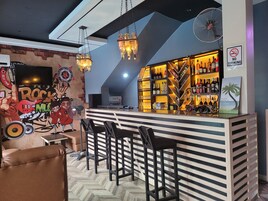 Bar junto à piscina
