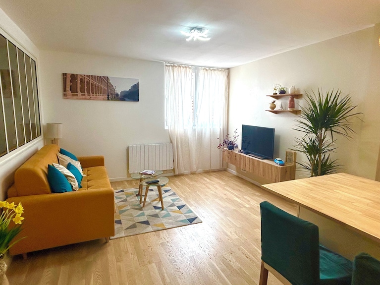 Cozy Renovated Apartment Bordeaux City Center / Palais Gallien - ボルドー