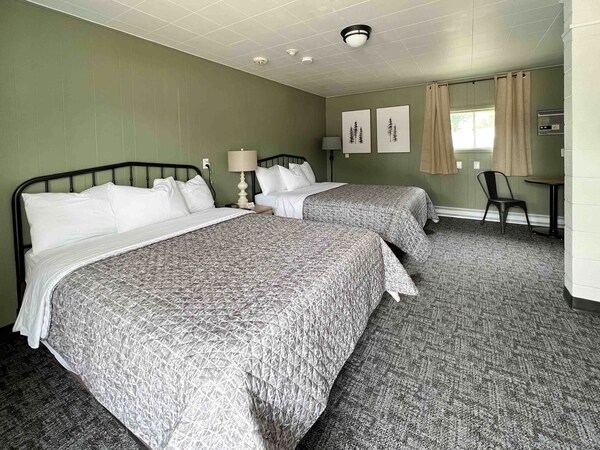 The Trail Inn - Melita, Manitoba - Hwy 83/ Hwy 3 - Manitoba